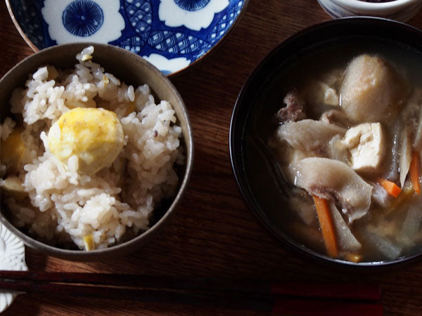 The traditional autumn potato roe soup in a Furusato nabe pot