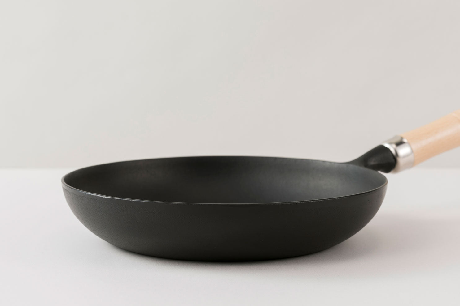 オムレツパン24cm（木柄付）